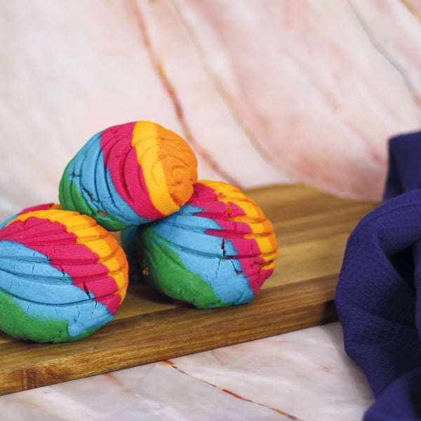 Rainbow concha - Sweet Nibble Bakery